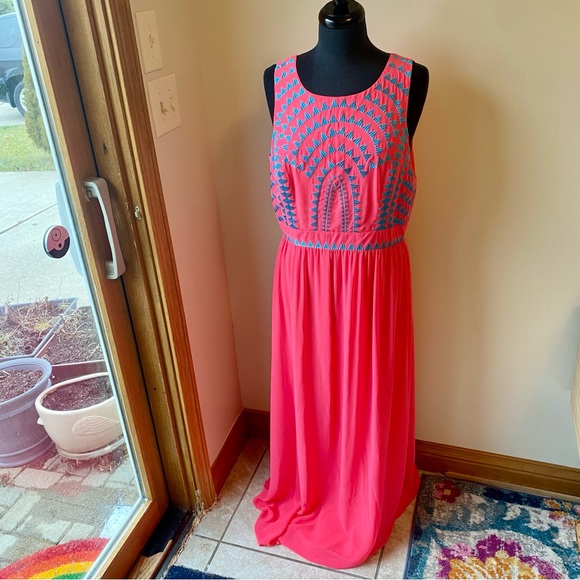 Gianni Bini | Dresses | Gianna Bini Maxi Dress Shawna Knockout Pink ...